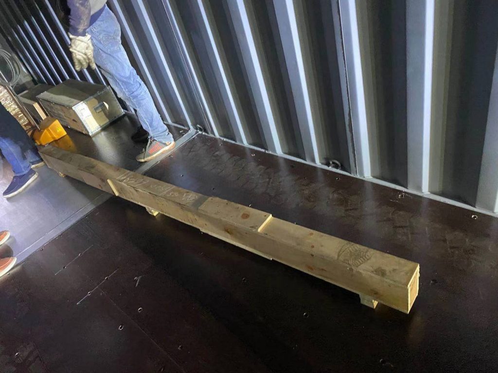 MB8 125T 2500 CNC Press Brake and 1500W Laser Welding Machine delivery ...