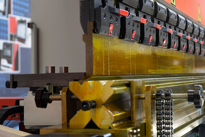 Press Brake Dies and Punches: How They Affect Bending Accuracy