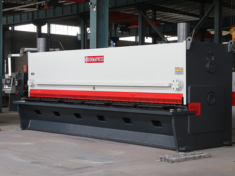 Hydraulic Heavy Duty Guillotine Shearing Machine - DurmaPress