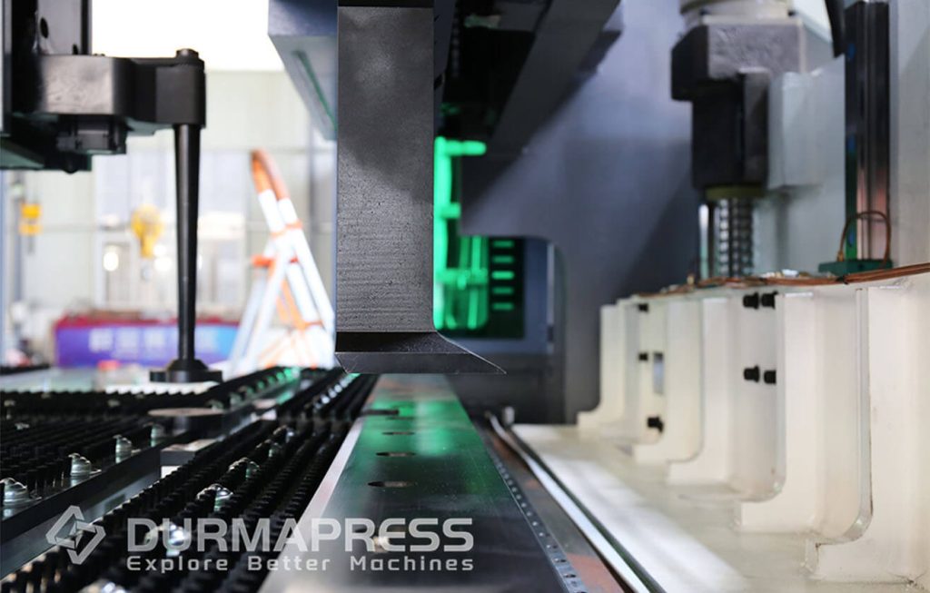 Industry 4.0: Smart & Energy-Saving Flexible Bending Centers - DurmaPress