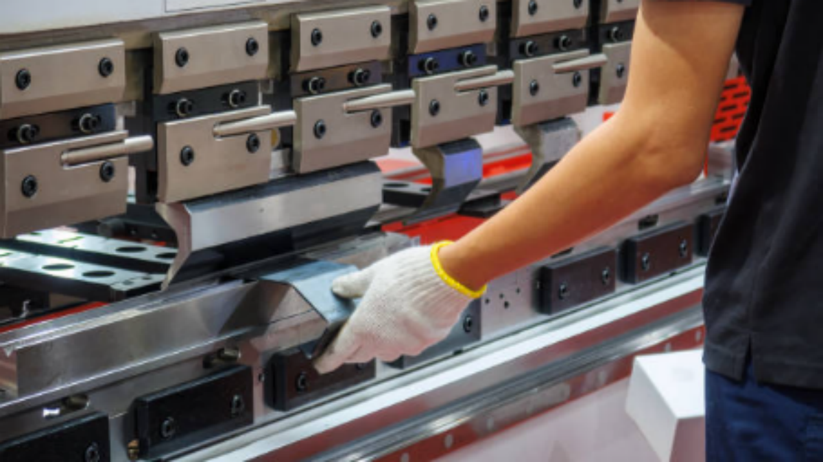 Press Brake Chart: Bending Radius, Die Size & Bend Allowance Guide ...